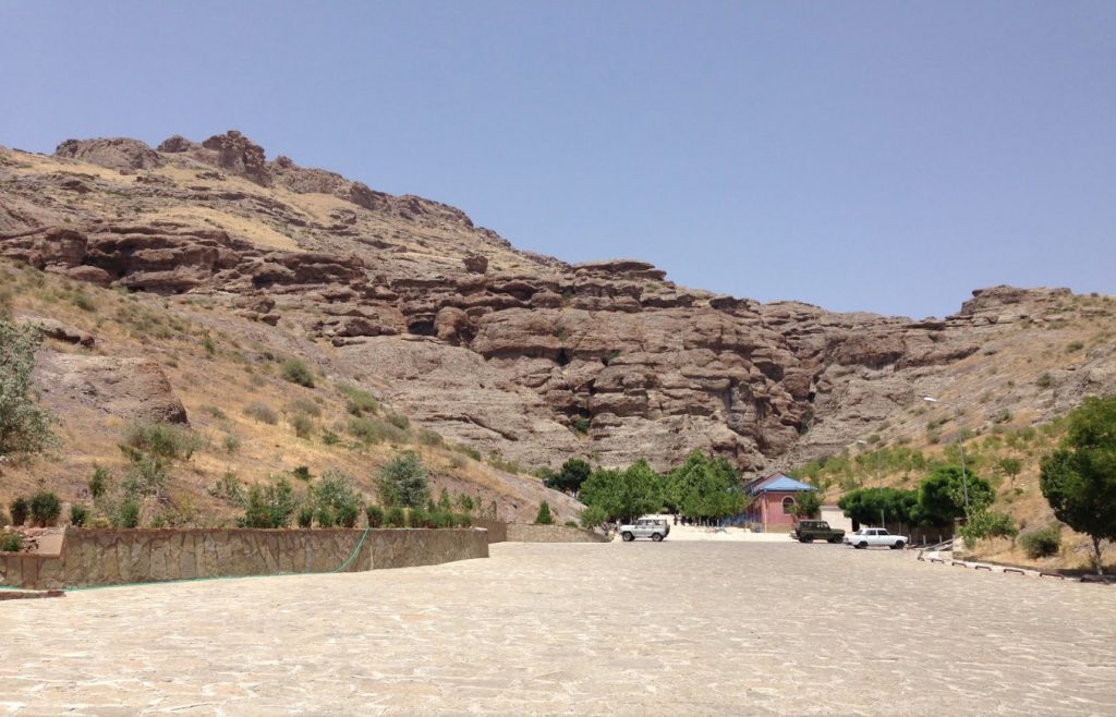 Ashab-ı Kehf – Azerbaycan – Evliyalar.net – Evliya, Sahabe, Peygamber ...