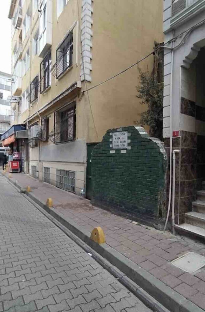 Tellak Baba – Evliyalar.net – Evliya, Sahabe, Peygamber Kabirleri